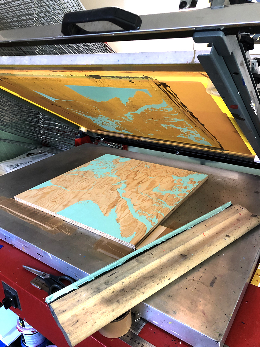 Le Hasard Ludique - impression sur bois des tables - Atelier Fwells ...